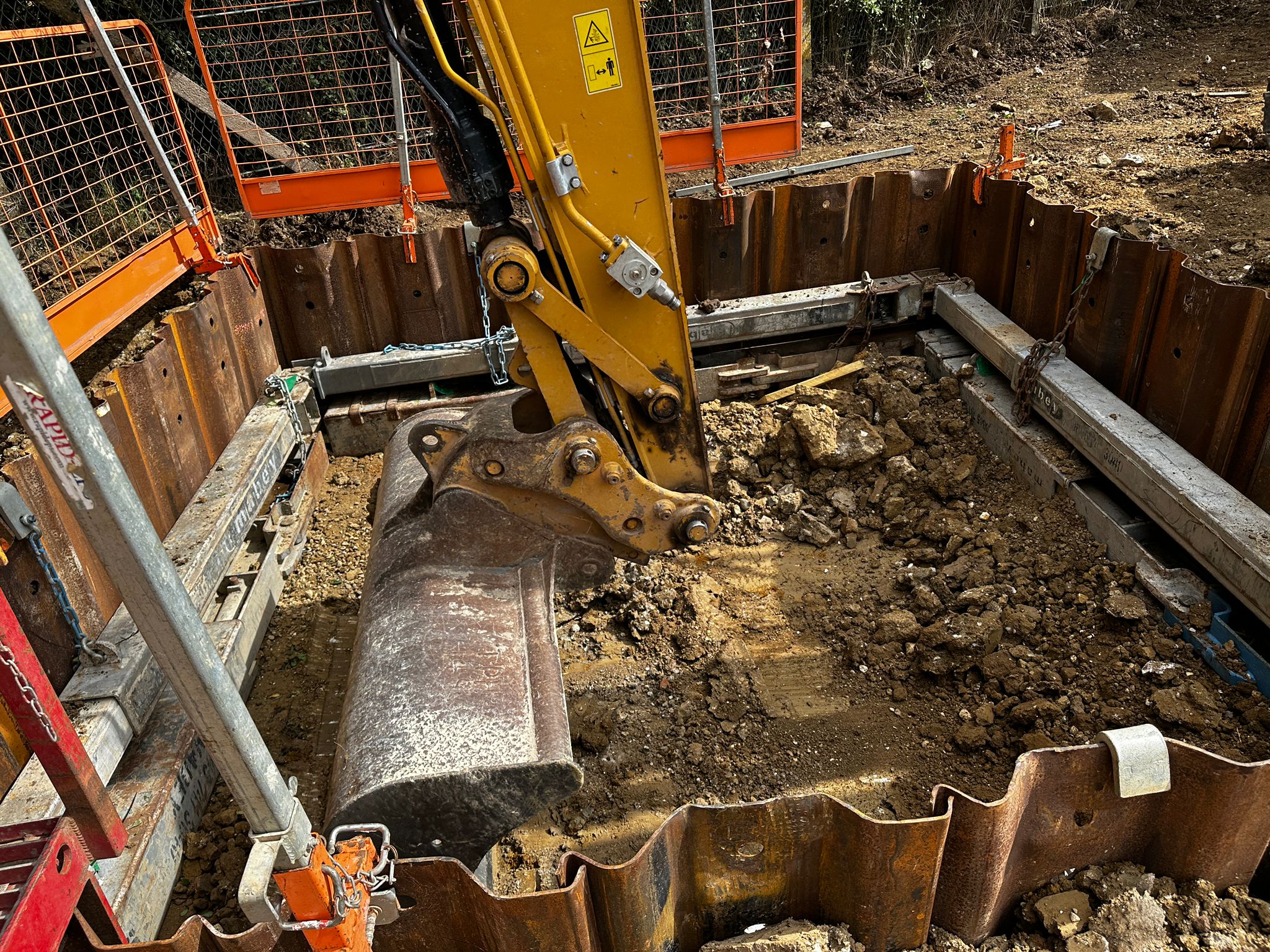Installing a Temporary Cofferdam for MWH Treatment: A Key Step in the ...